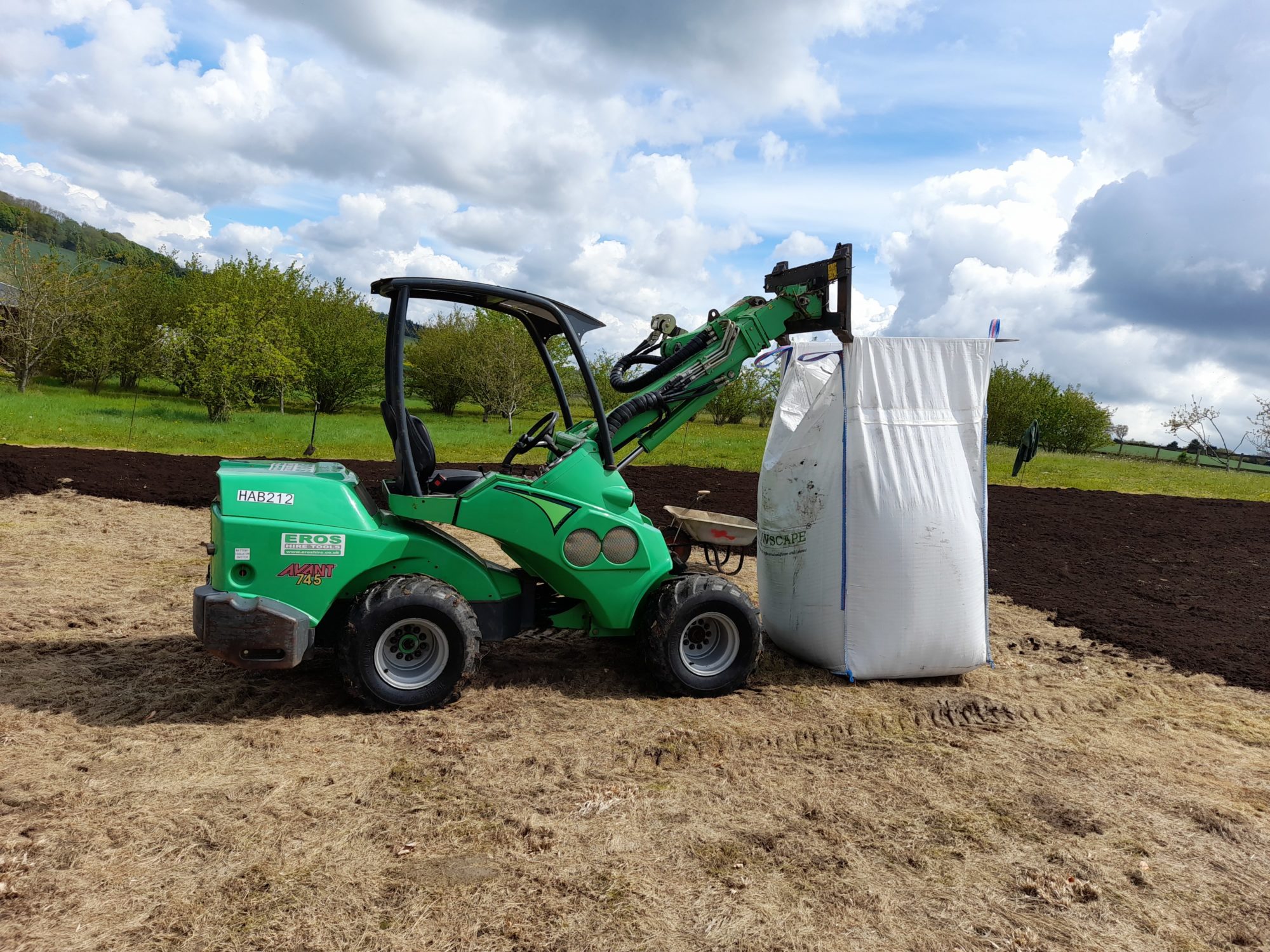 Peat-Free Meadowscape Pro™ - Wildflower Turf